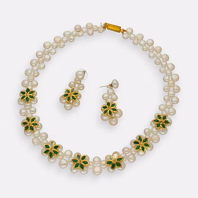 Radiant Pearl Set - | Indian Business Portal